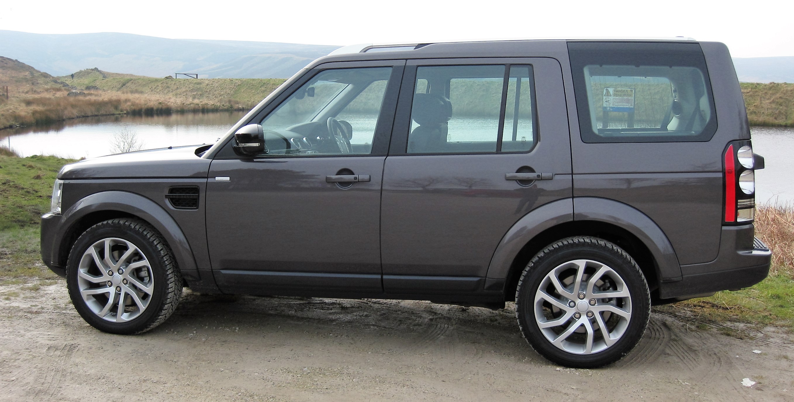 Land Rover Discovery Landmark – Review