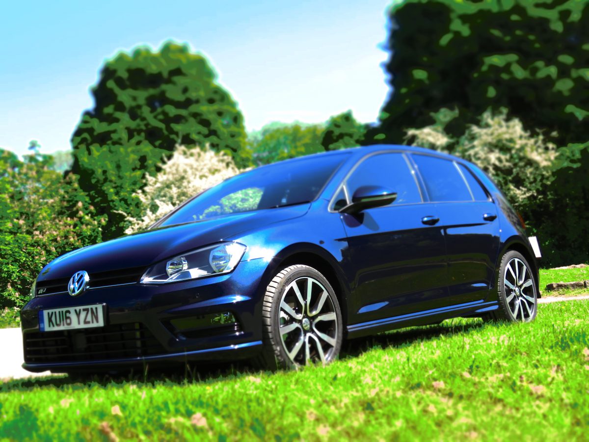 Volkswagen Golf R-Line Edition 2.0-litre TDI 150 PS 6spd DSG 5dr ...