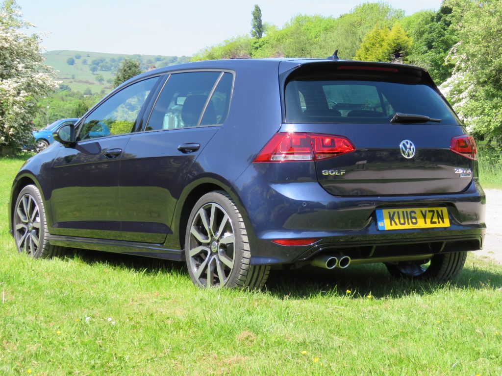 Volkswagen Golf R-Line Edition 2.0-litre TDI 150 PS 6spd DSG 5dr ...