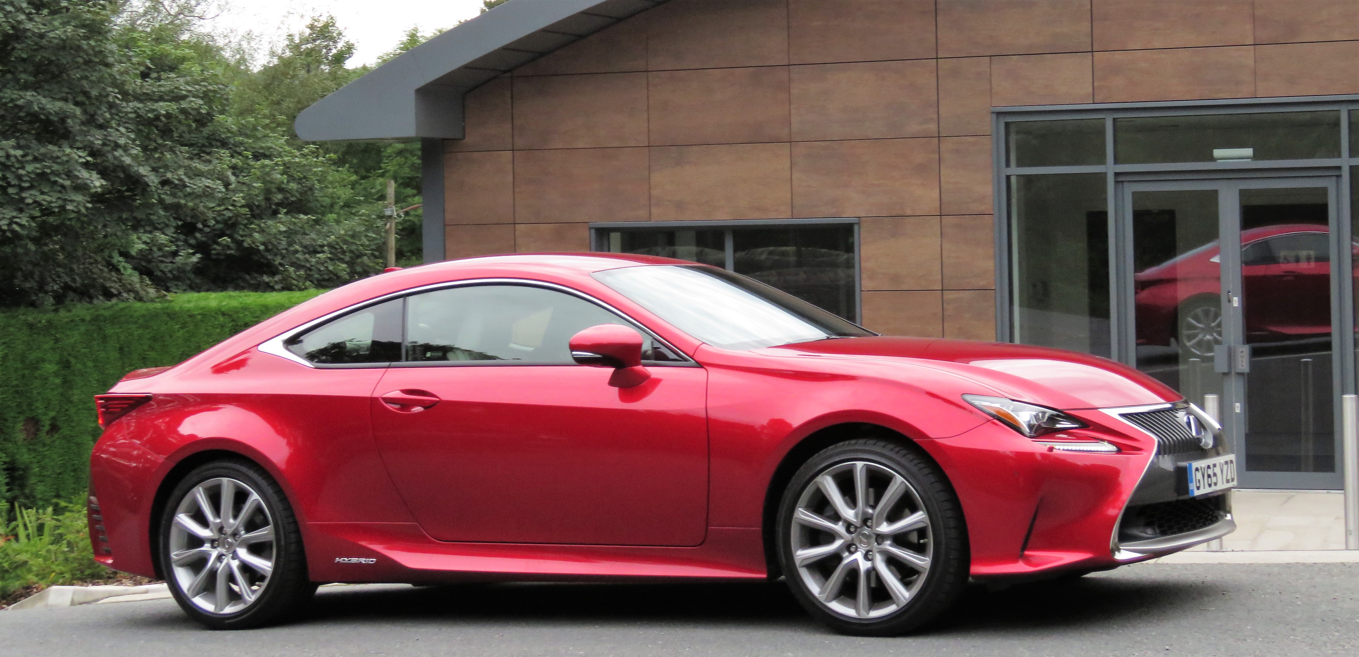 Lexus RC 300h Premier Hybrid Sports Coupe – Review - Car Indicators