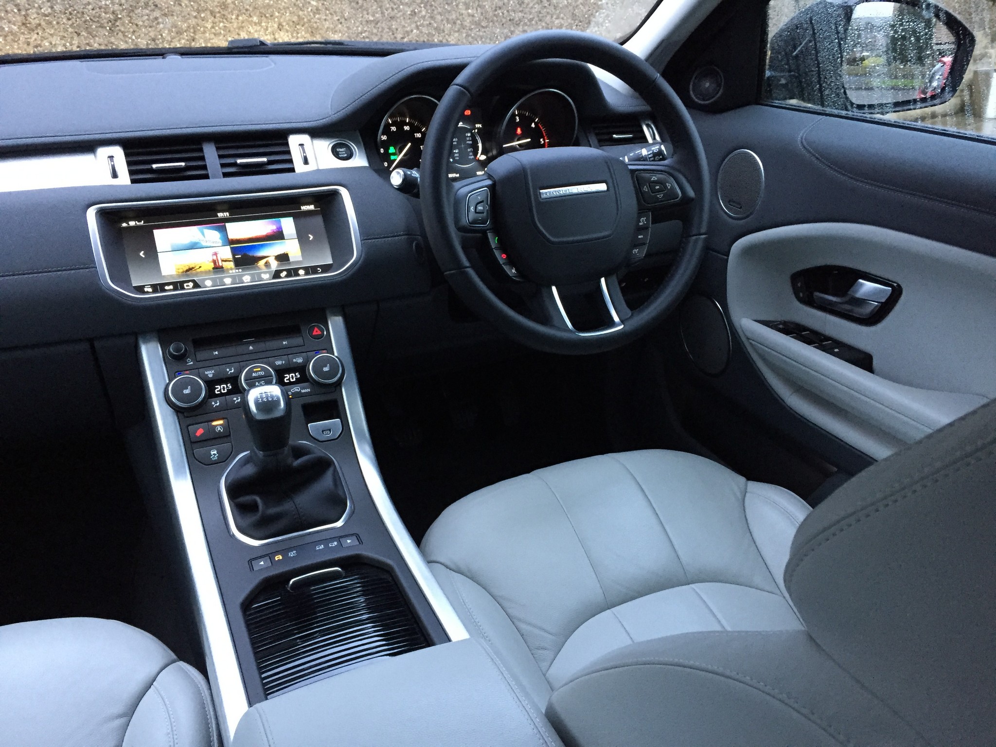 Range Rover Evoque SE (5) – Car Indicators