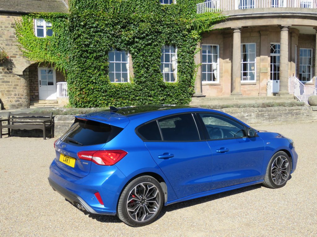 Ford Focus ST-Line X 1.5 EcoBlue Auto – Car Review – Car Indicators