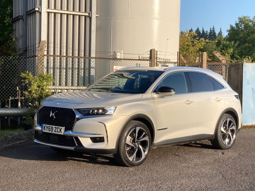 DS7 Crossback Ultra Prestige E-Tense 4×4 – Review