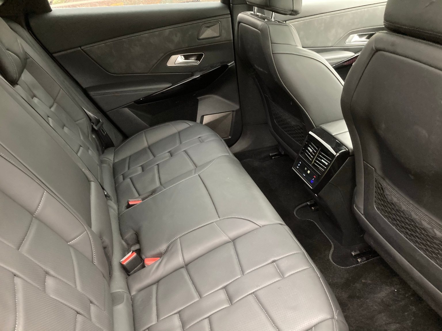 DS7 Crossback Ultra Prestige E-Tense 4×4 – Review – Car Indicators