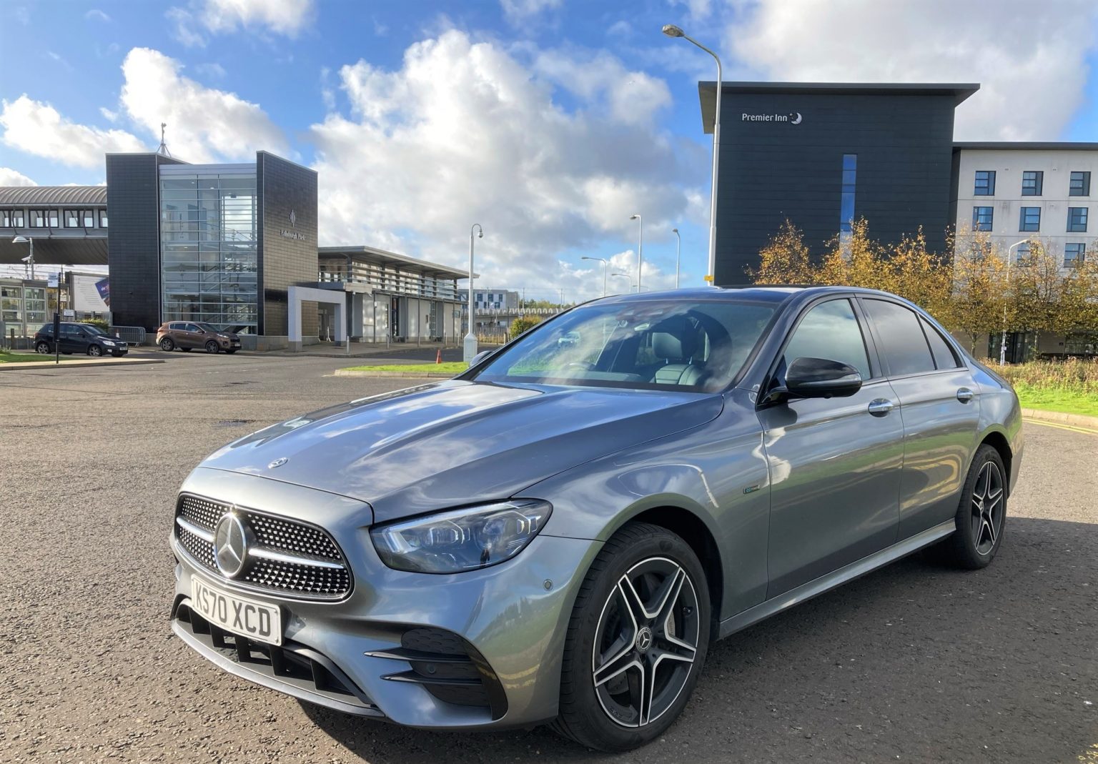 Mercedes-Benz E-Class 300 de AMG Line – Review - Car Indicators